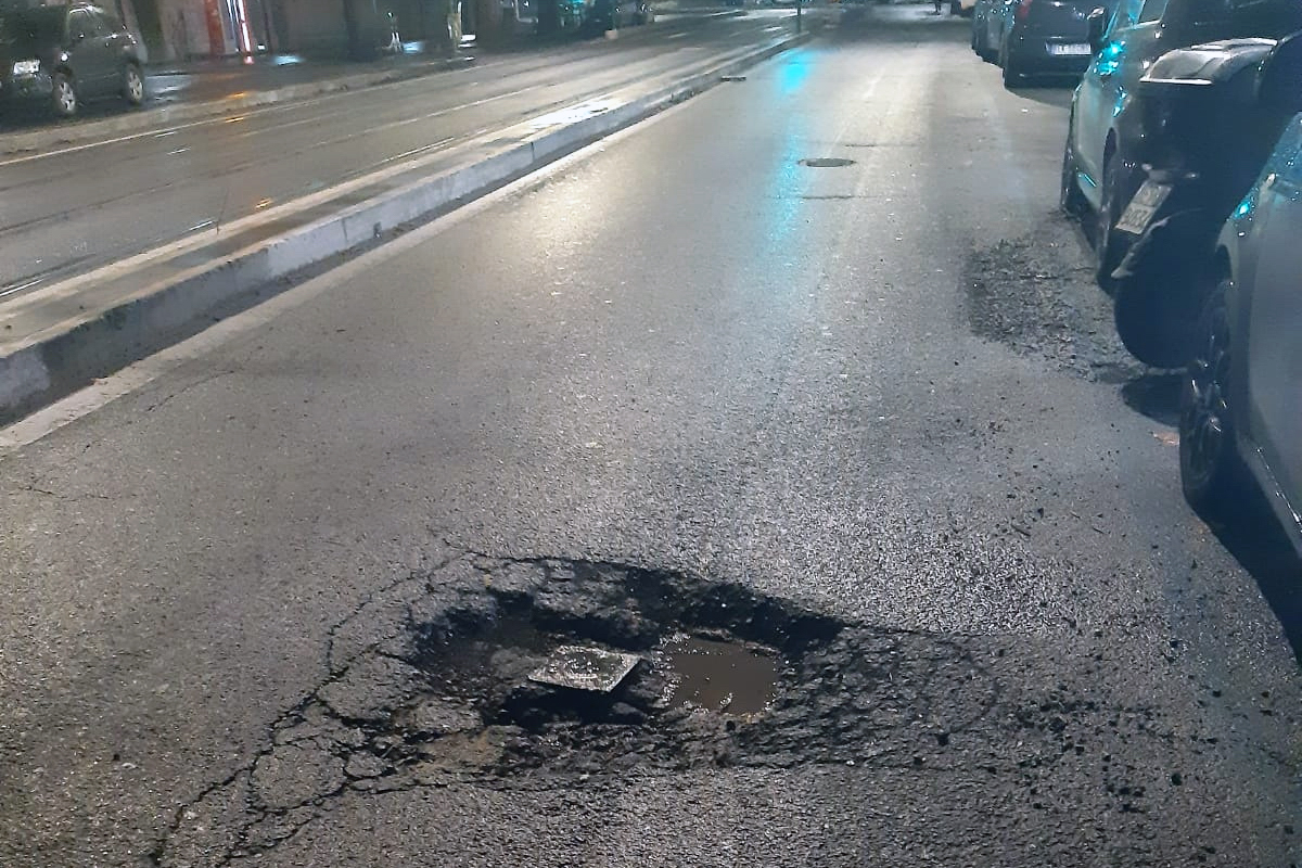 Buca killer in pieno centro storico. L'avventura di un nostro lettore